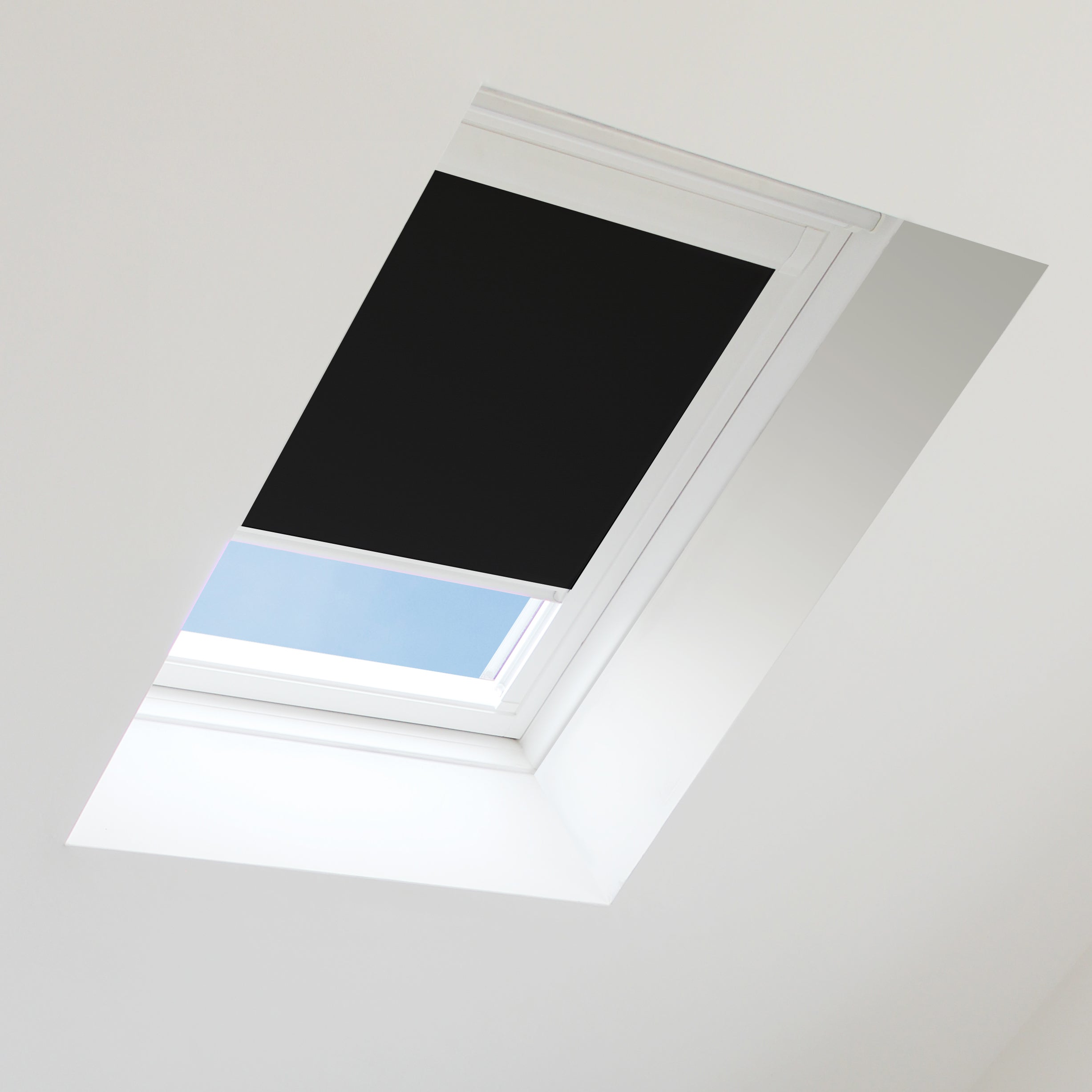Black Blackout Blind for Velux Roof Window Size MK08 ,White Frames ...